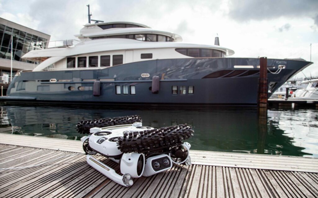 High-frequency robot cleaning is game changer says Hullbot - Australian ...